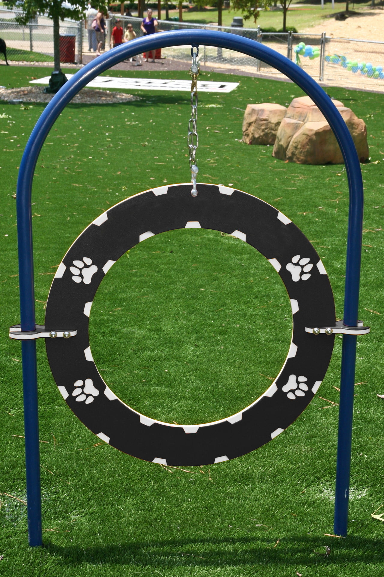 Adjustable Tire Jump for Dog Parks